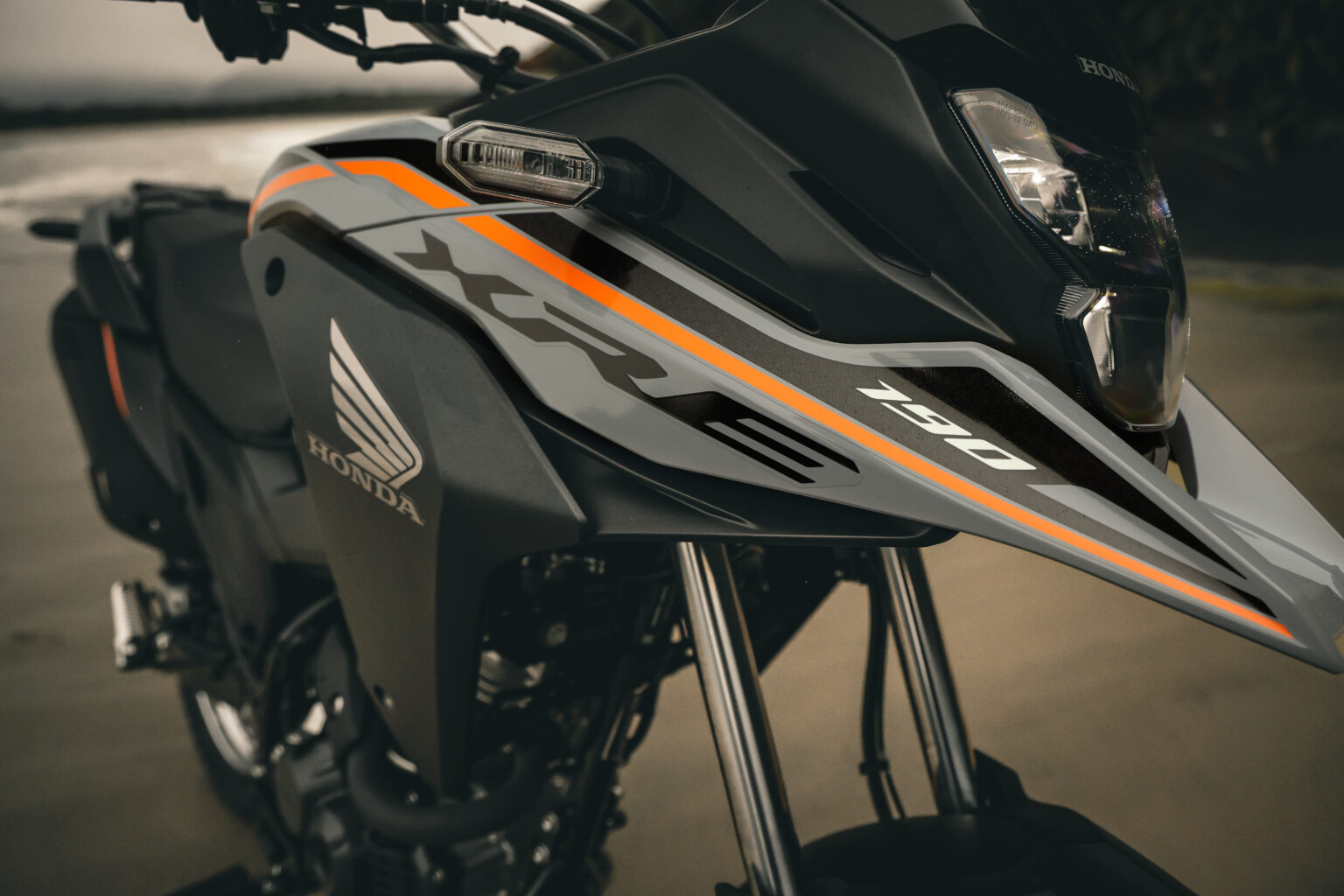 Honda XRE 190 2025: a versátil trail traz design atualizado e ...